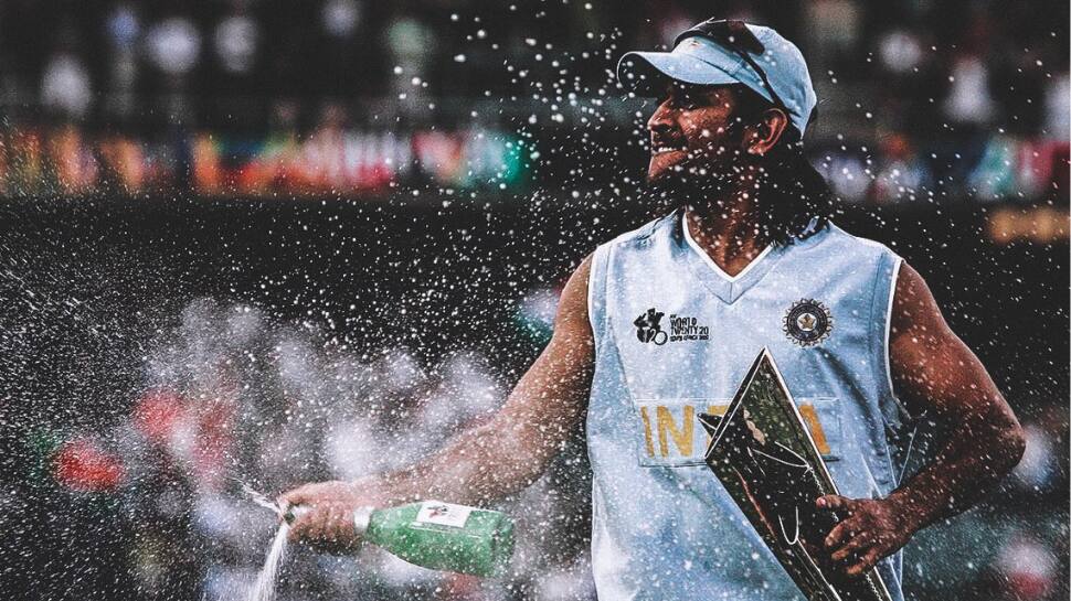 On This Day MS Dhoni s Team India Lift Maiden T20 World Cup In 2007 On This Day MS Dhoni s Team India Lift Maiden T20 World Cup In 2007