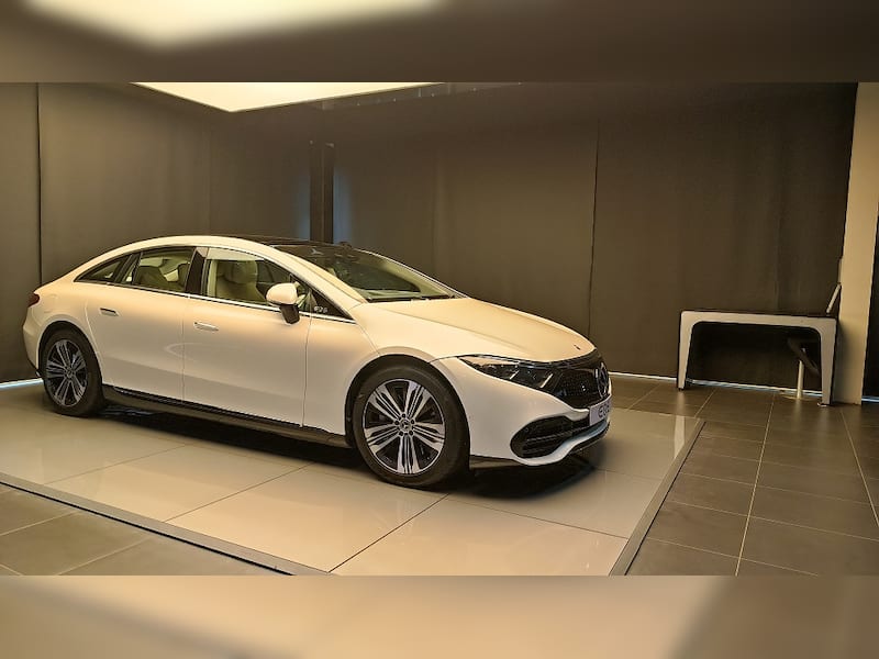 Mercedes-Benz EQS 580 4Matic 'Made-in-India' luxury electric car LAUNCHED, gets 857 km battery ...