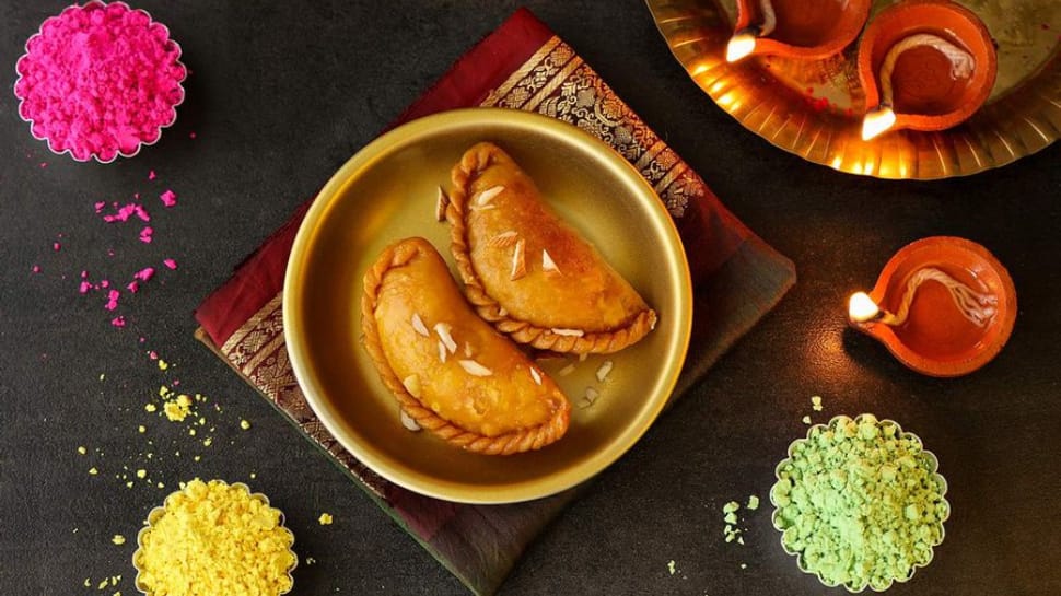 10 best traditional Diwali recipes to try this festival | News | Zee News