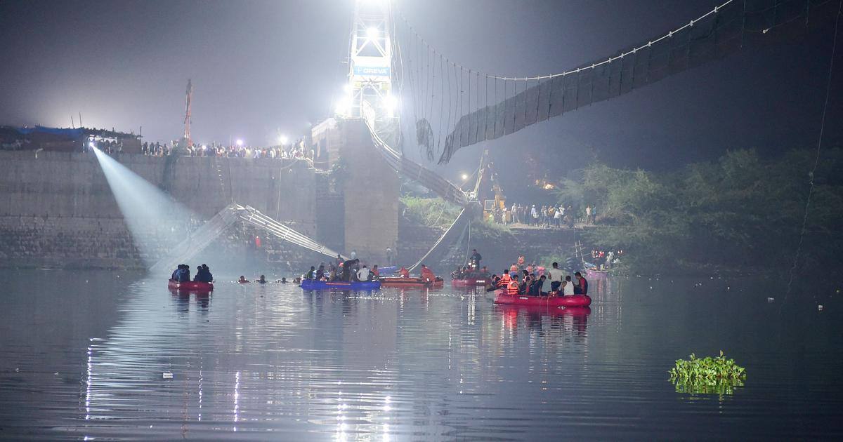 Gujarat Bridge Updates: Army, Air Force and Navy join NDRF for rescue ...