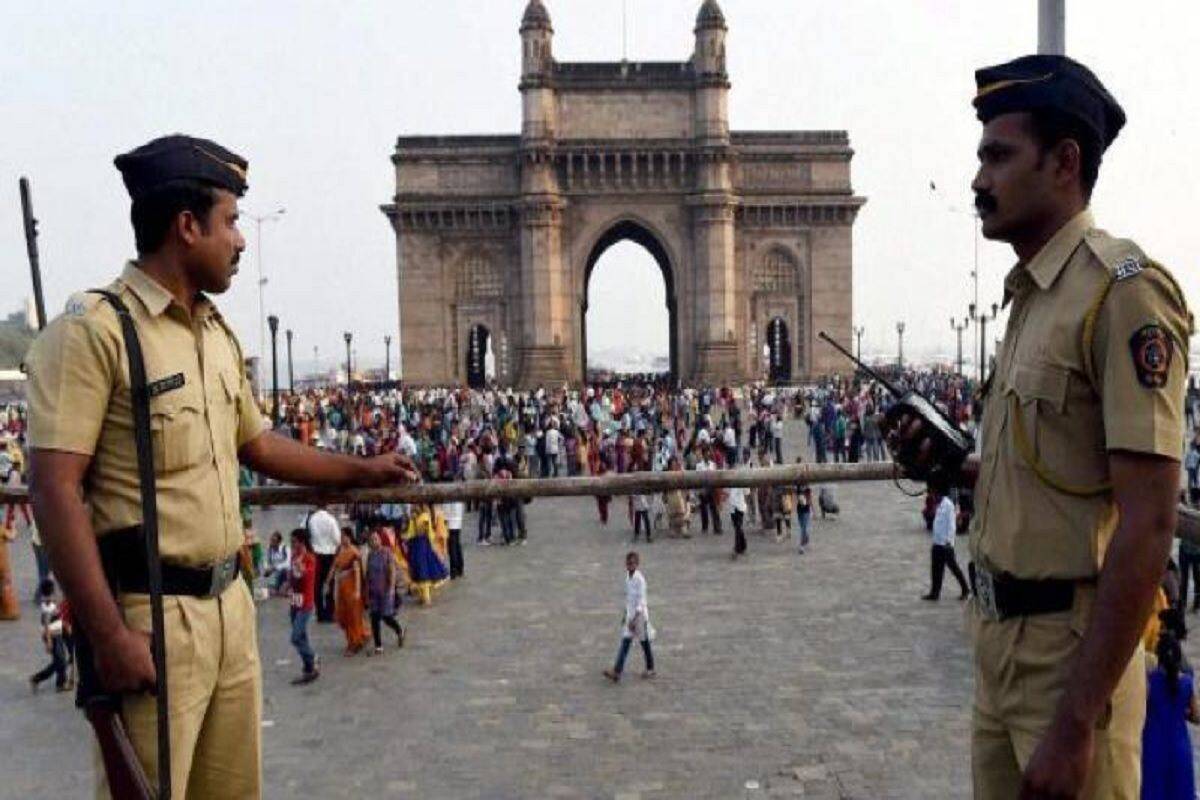 Mumbai Police issues terror alert | Zee News