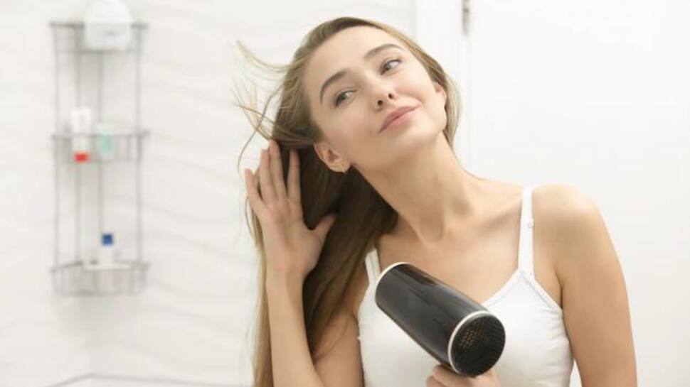 Hairstyle tips: DIY blow-dry tips for party ready hair | Beauty/Fashion ...