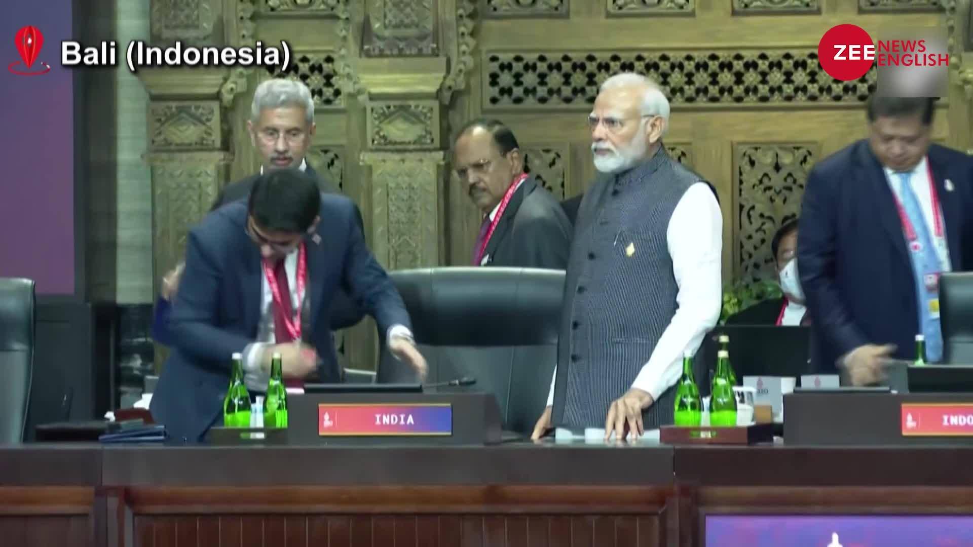 PM Modi consulting with EAM Jaishankar and NSA Doval before start of ... PM Modi consulting with EAM Jaishankar and NSA Doval before start of ...
