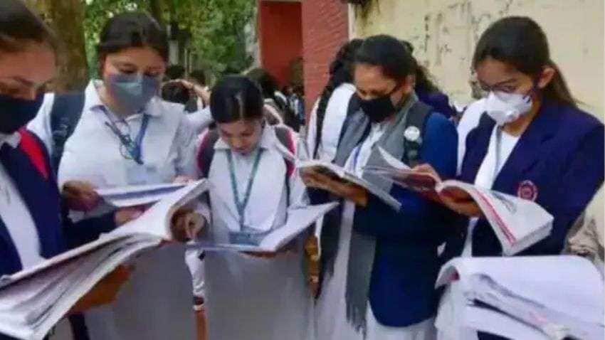 LIVE Updates | CBSE Board 2023 Datesheet (OUT): Class 10, 12 complete ...