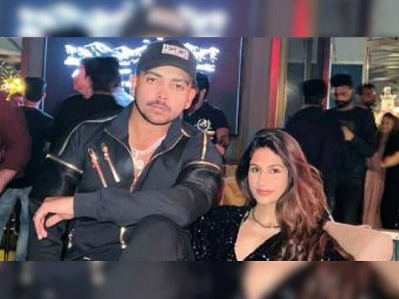Prithvi Shaw attends New Year's party with 'mystery girl' Nidhhi ...