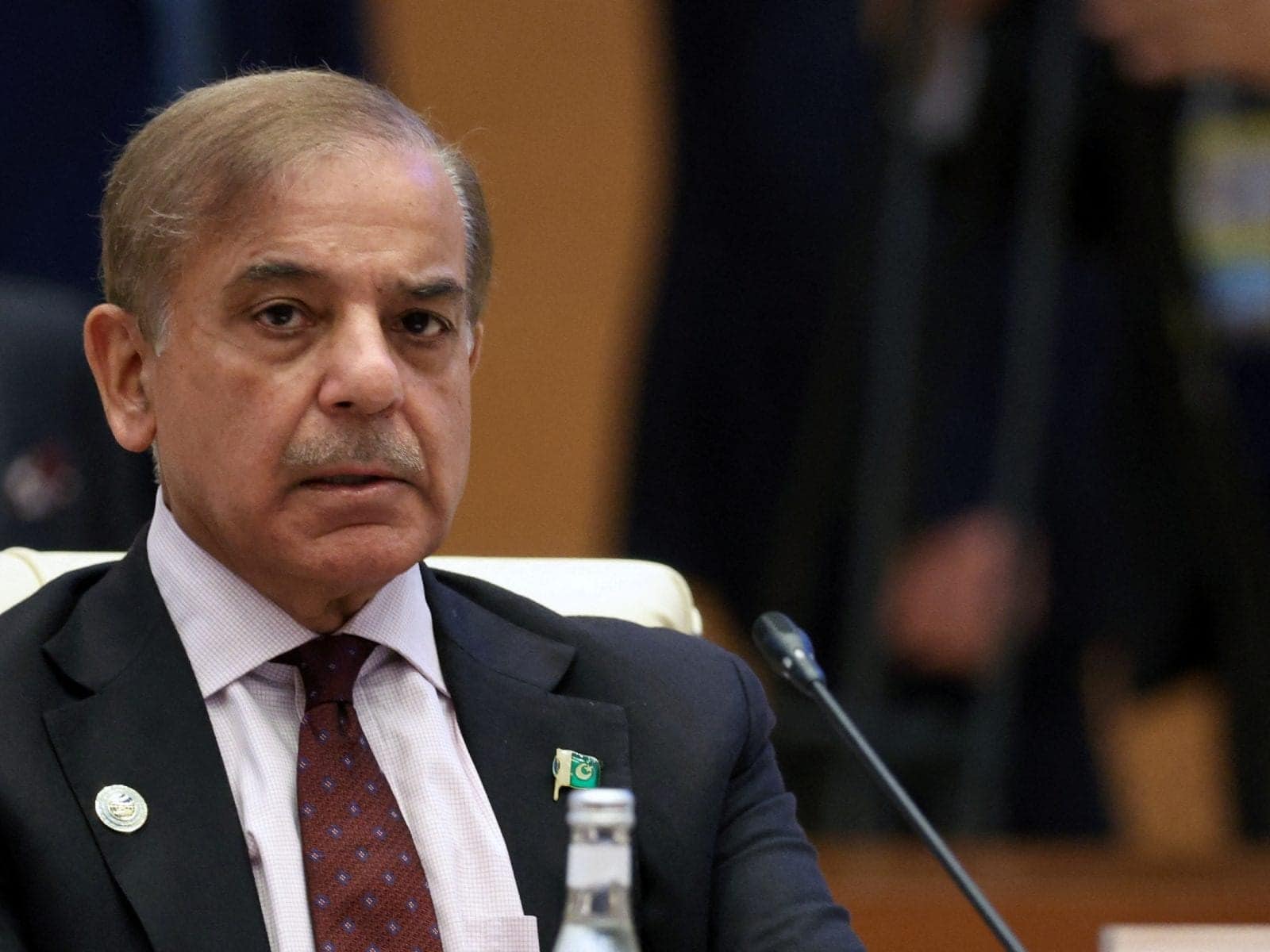 Pakistan's PM Shehbaz Sharif Makes A Shocking Statement,says, 'UAE Can ...