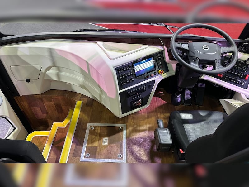 Volvo 9600 bus for India gets private jet-like luxury cabin, has ...