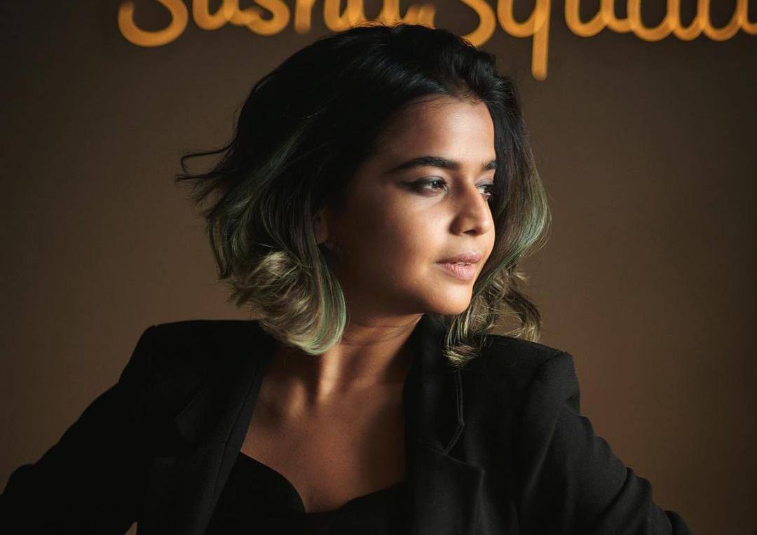 All About Suhani Shah Woman Reading People s Mind On TV Amid Bageshwar Dham Row PremiumNewz