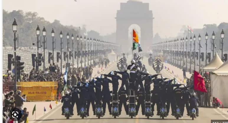 Watch Visuals Of Republic Day Parade From Kartavya Path | Zee News