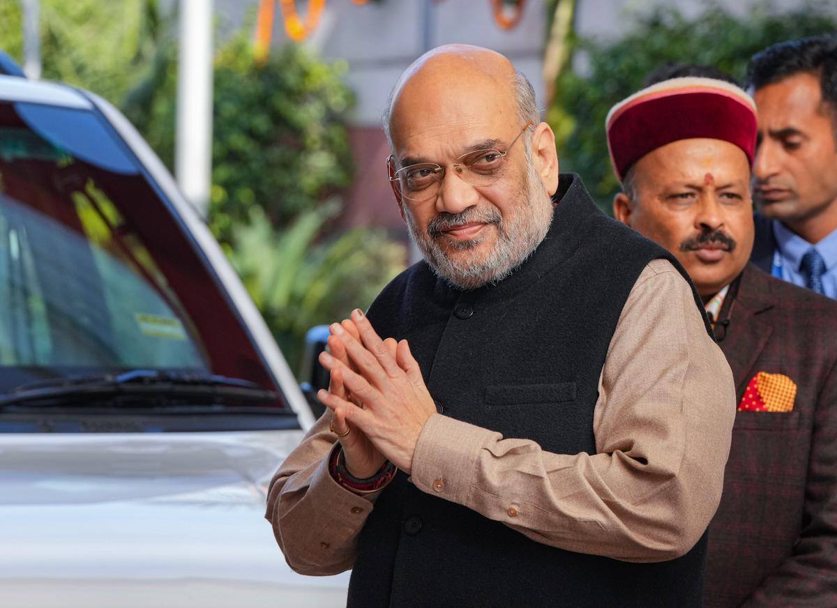 Home Minister Amit Shah reached Jharkhand, accused Hemant Soren government of land grabbing ...
