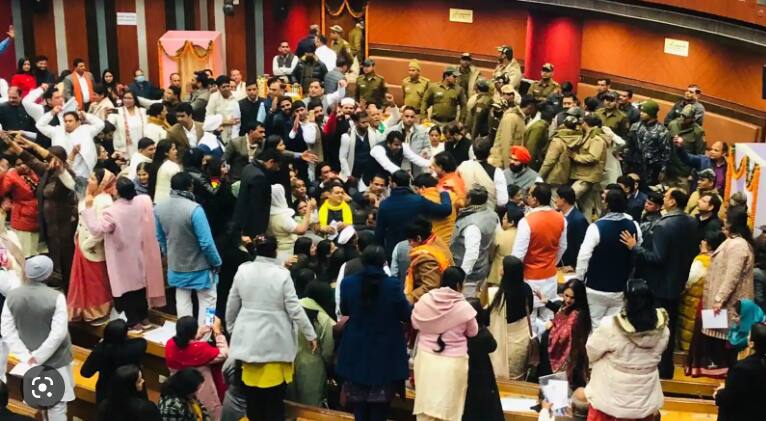 Voting for Delhi MCD's Mayor Election to begin soon | Zee News