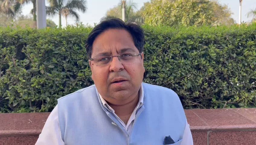 BJP's Harish Khurana took a dig over Manish Sisodia's Arrest | Zee News