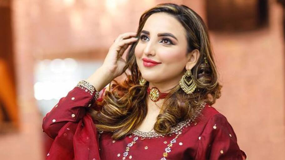 Pakistani TikToker Hareem Shah's Private Video Leaked Online, Husband ...