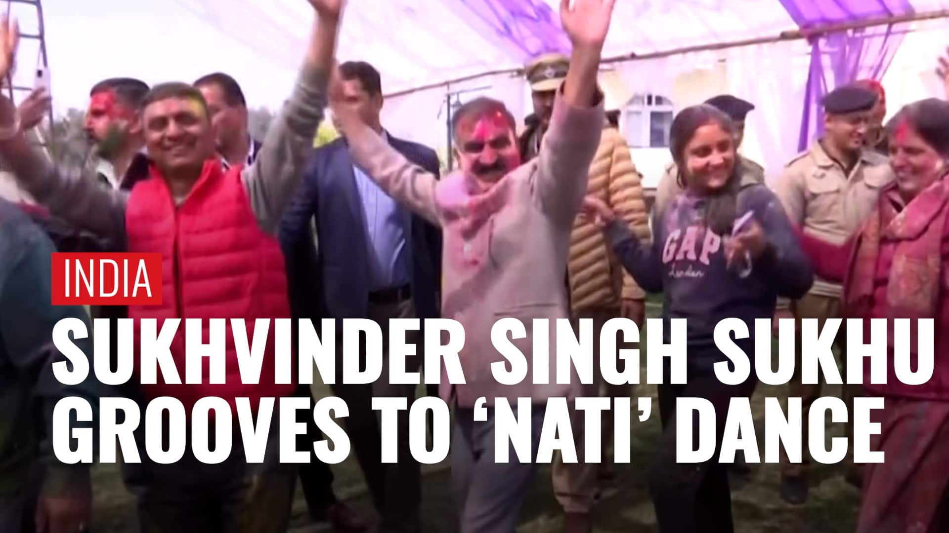 HP CM Sukhvinder Singh Sukhu grooves to ‘Nati’ dance at Holi ...