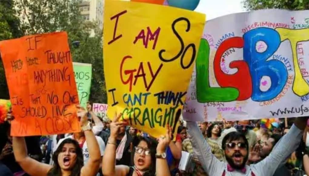 Sc To Live Stream Same Sex Marriage Hearing Refers Issue To 5 Judge Constitution Bench India 