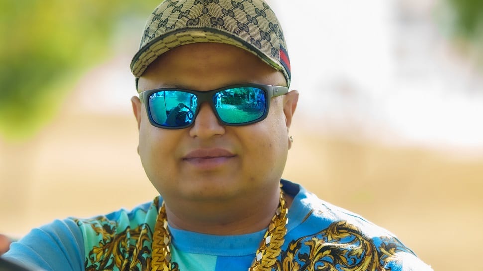 DejaVu Entertainment And Vivek Jain: A Success Story | News | Zee News