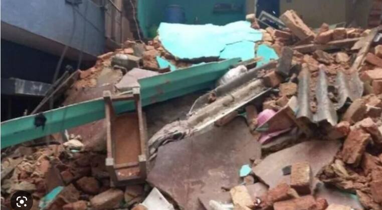 Injured laborers shares their ordeal over Sambhal Cold Storage Collapse ...