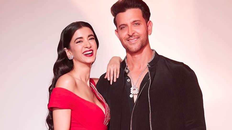 Hrithik Roshan Drops Red Hot Pics With Girlfriend Saba Azad, Sussanne ...