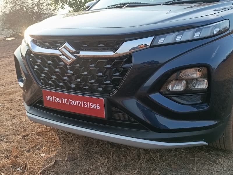 Maruti Suzuki Fronx Detailed Image Gallery: Design, Features, Mileage ...