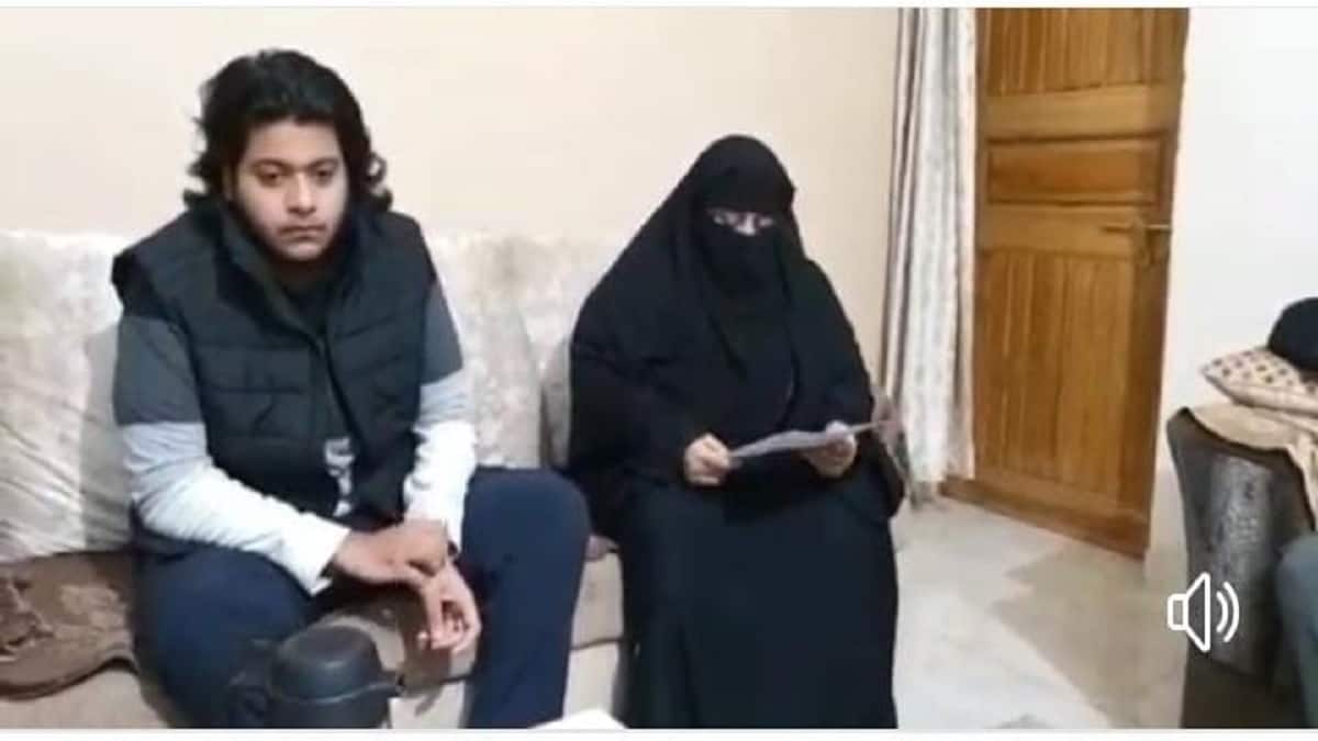 Audio of Atiq Ahmed's son with Mohammad Muslim goes viral | Zee News