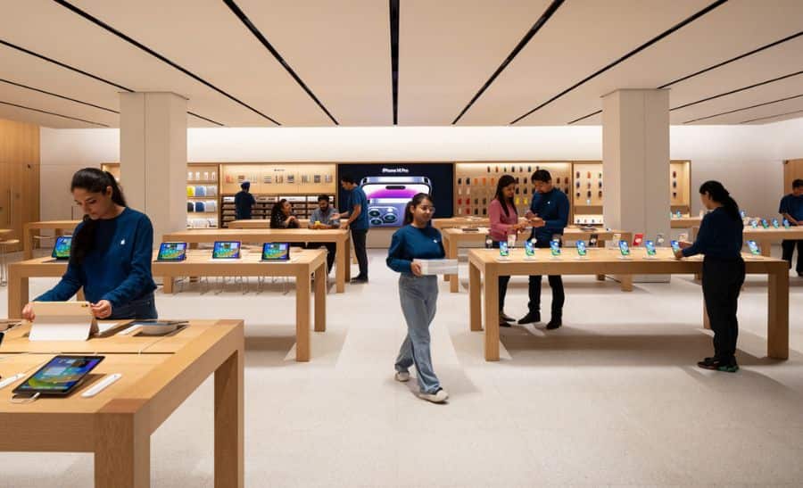 Apple Reveals Images Of Its Second Retail Store At Saket In Delhi, See ...
