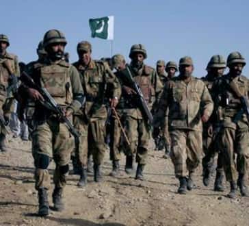 Deshhit: The 'Pathan' of Pakistan became a rebel ... vowed to finish ...