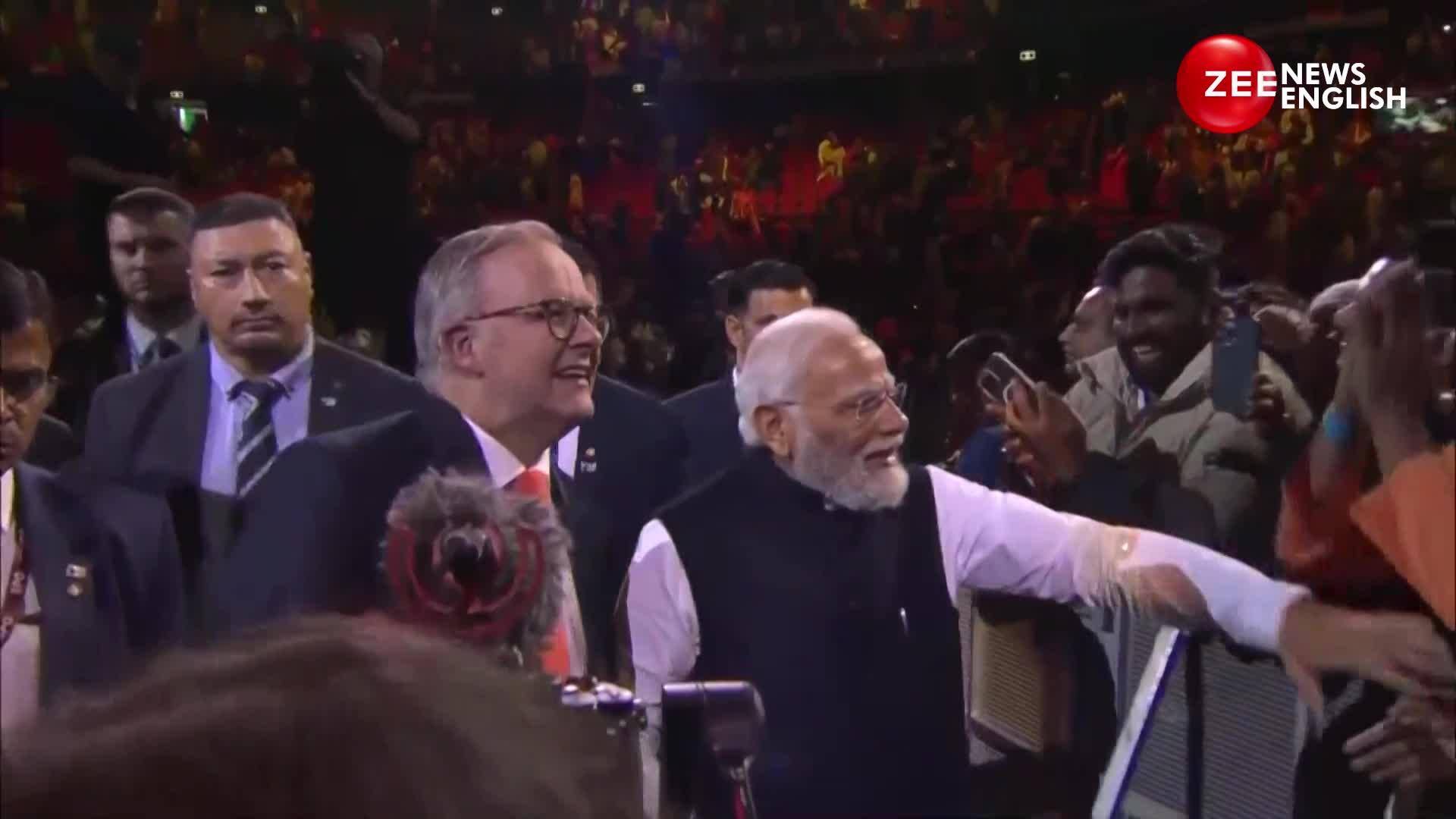 PM Modi Gets Rockstar Welcome At Sydney's Qudos Bank Arena | Zee News