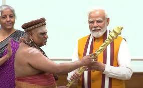 PM Modi gets special blessings of saints | Zee News