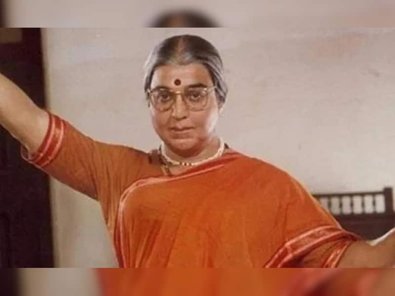 'Chachi 420' To 'Dream Girl' - Unforgettable Performances Of Male ...