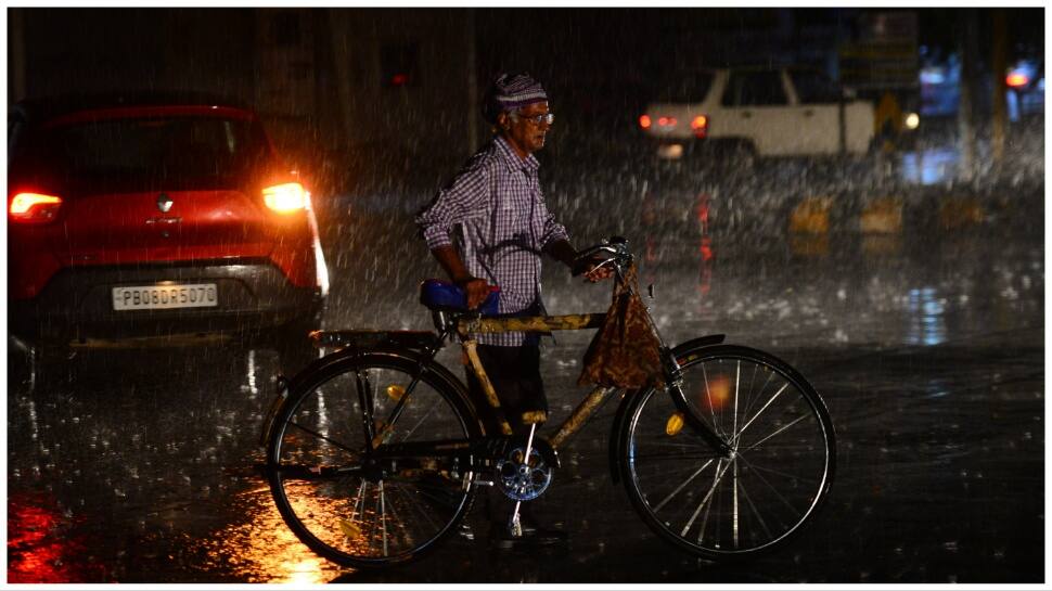 Weather Update IMD Predicts Heavy Rains In Tamil Nadu Severe Heatwave
