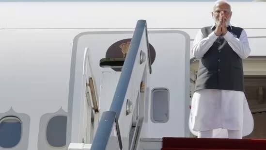 PM Modi returns India after five-day long foreign trip | Zee News