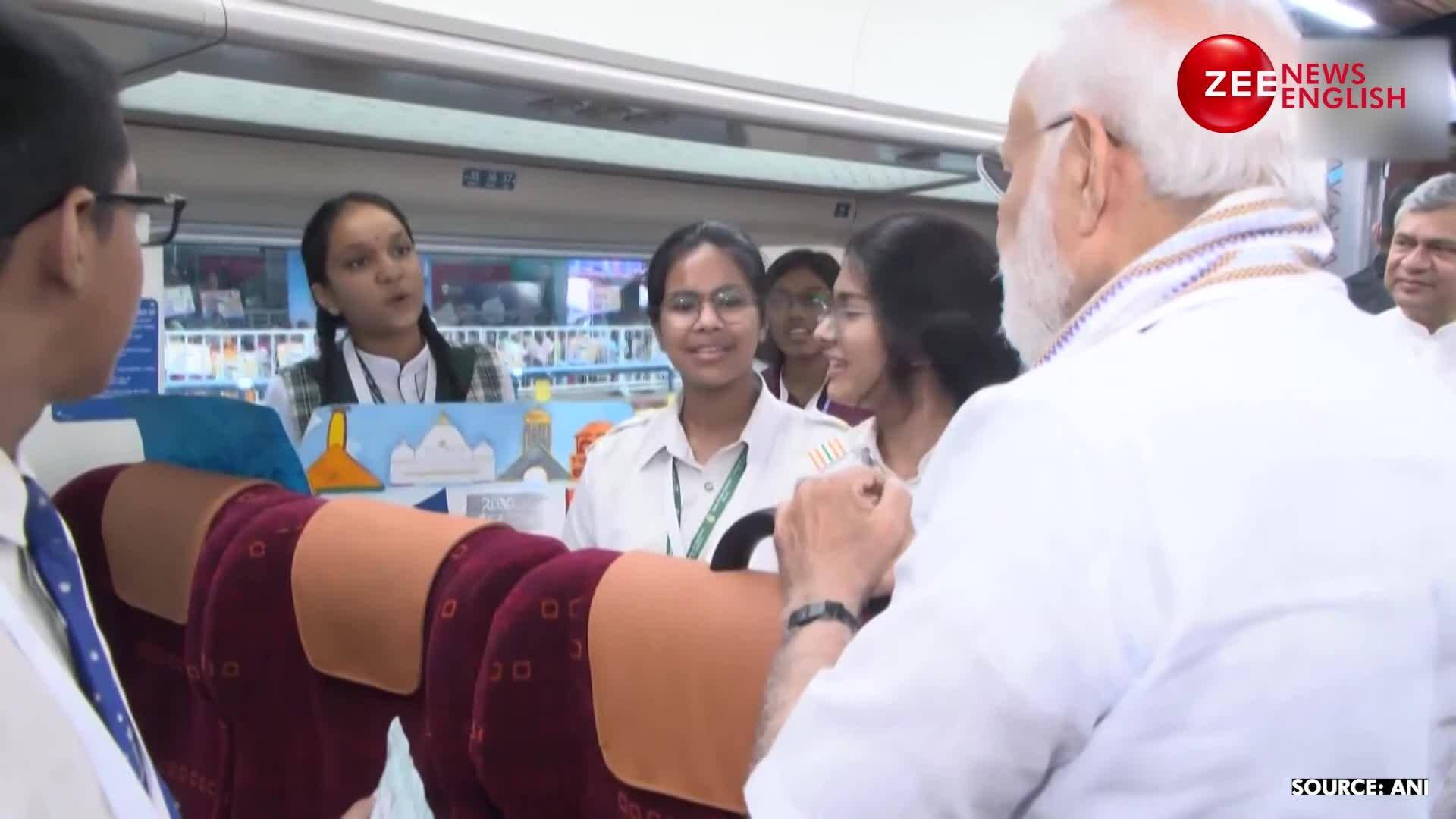 PM Modi shares special moments with kids onboard Vande Bharat Express ...