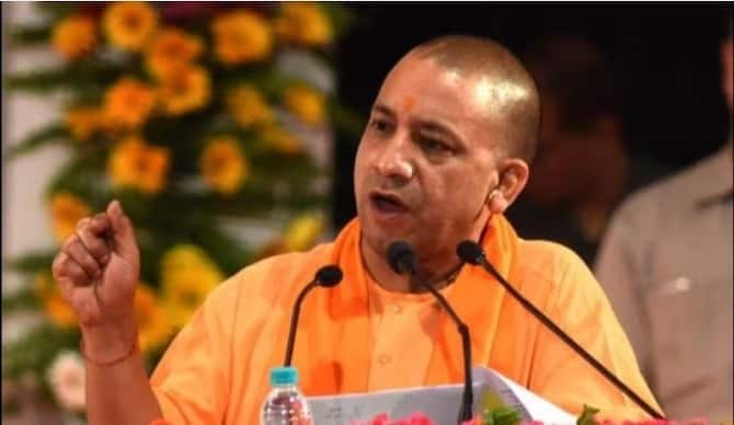 CM Yogi issues strict orders on Kawad Yatra in UP, bans non-veg | Zee News