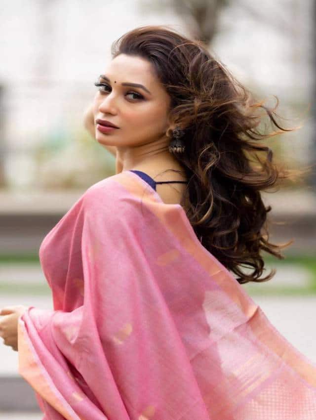 Mimi Chakraborty's Political Career: 10 Key Highlights | News | Zee News