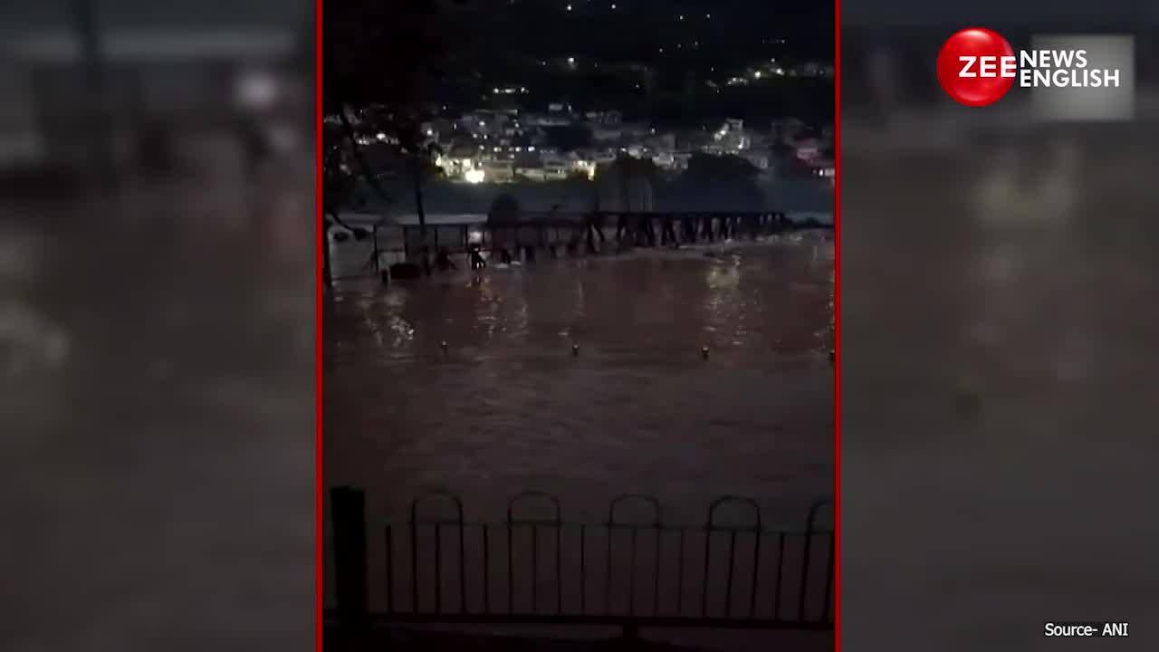 HP: Bridge collapses in Mandi due to incessant rainfall | Zee News