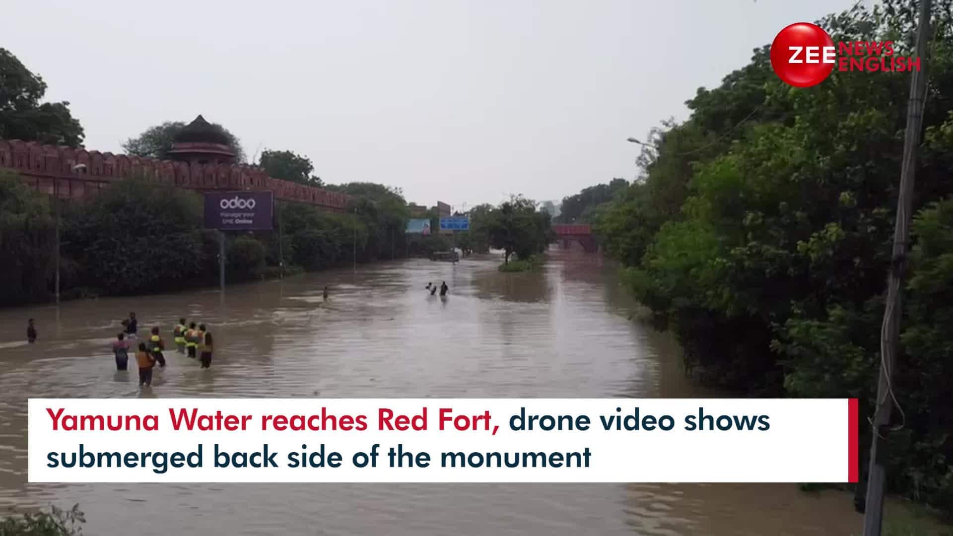 Amid water level surge, Yamuna water enters Red fort | Zee News