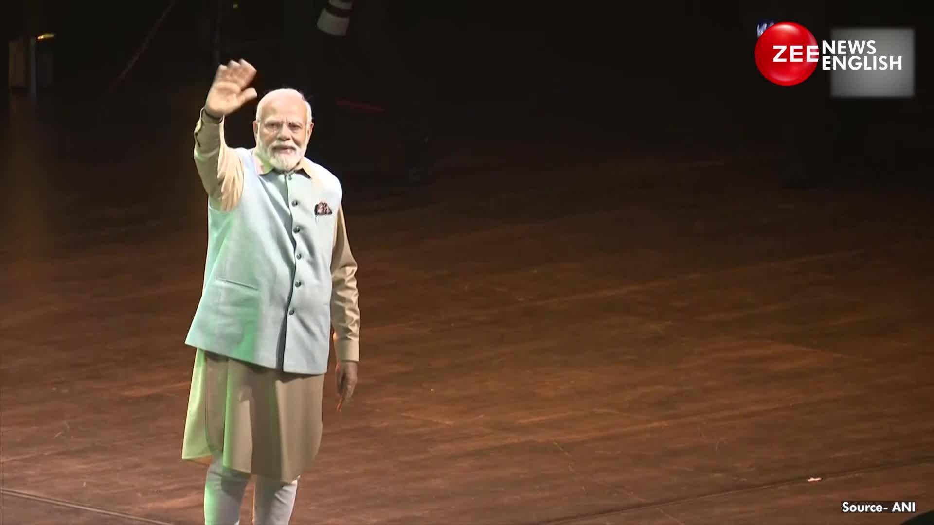 PM Modi France Visit: Chants Of "Modi-Modi" Resound At La Seine ...
