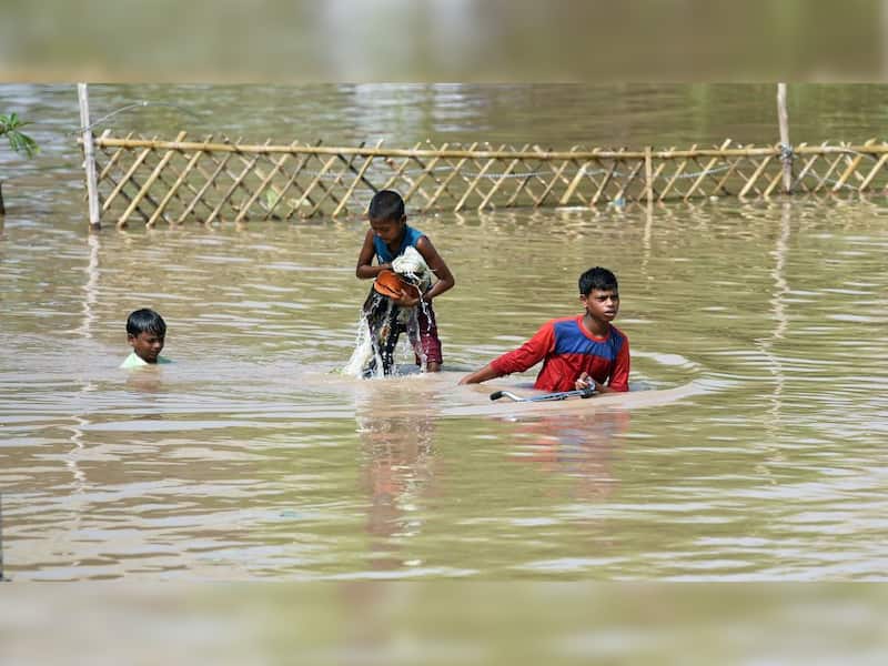 Delhi Floods: Parts Of National Capital Submerged As Yamuna Overflows ...