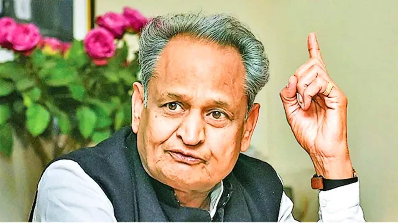 Ashok Gehlot Retorts To Pmos Reply Zee News