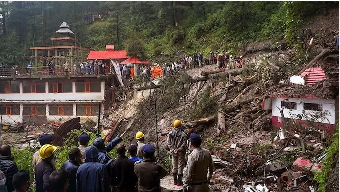 Shiv temple collapses in Shimla, 20-25 devotees buried under the debris landslide | Zee News