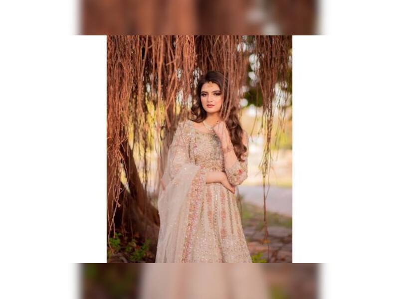 Meet Haris Rauf's Wife Muzna Masood Malik Who Is A Prominent Pakistani ...