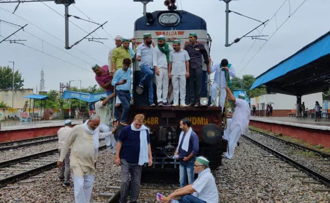 Farmers to hold Rail Roko Andolan in Punjab Today | Zee News