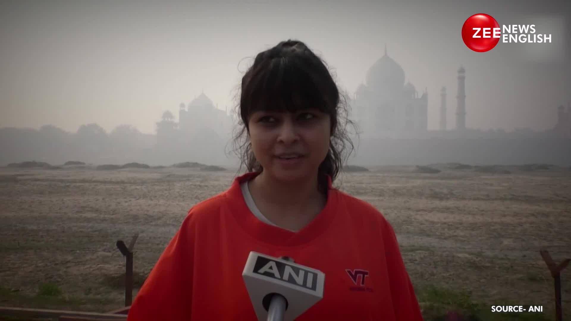 Iconic Taj Mahal Surrounded By Thick Layer Of Smog, Visitors Unhappy ...