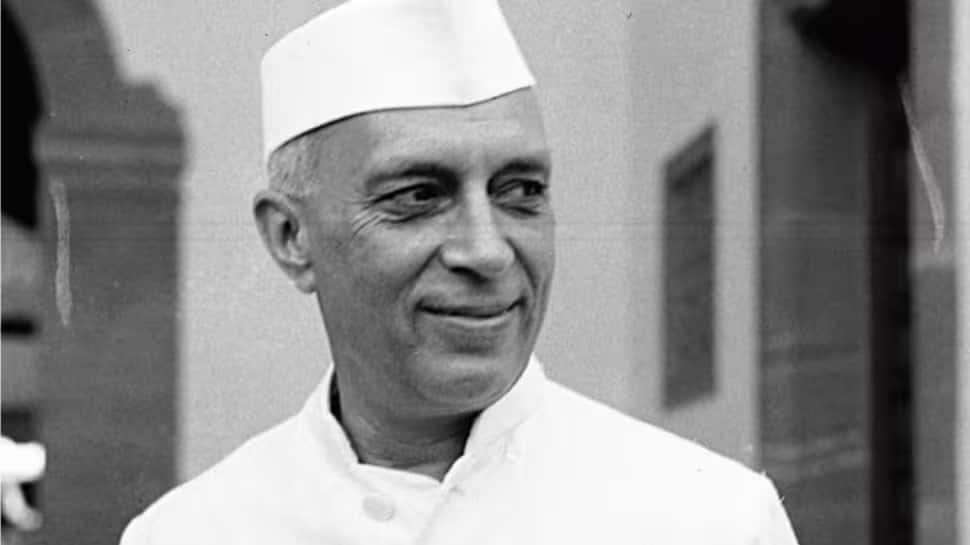 6 Controversial Mistakes Indias 1st PM Jawaharlal Nehru Is Often ...