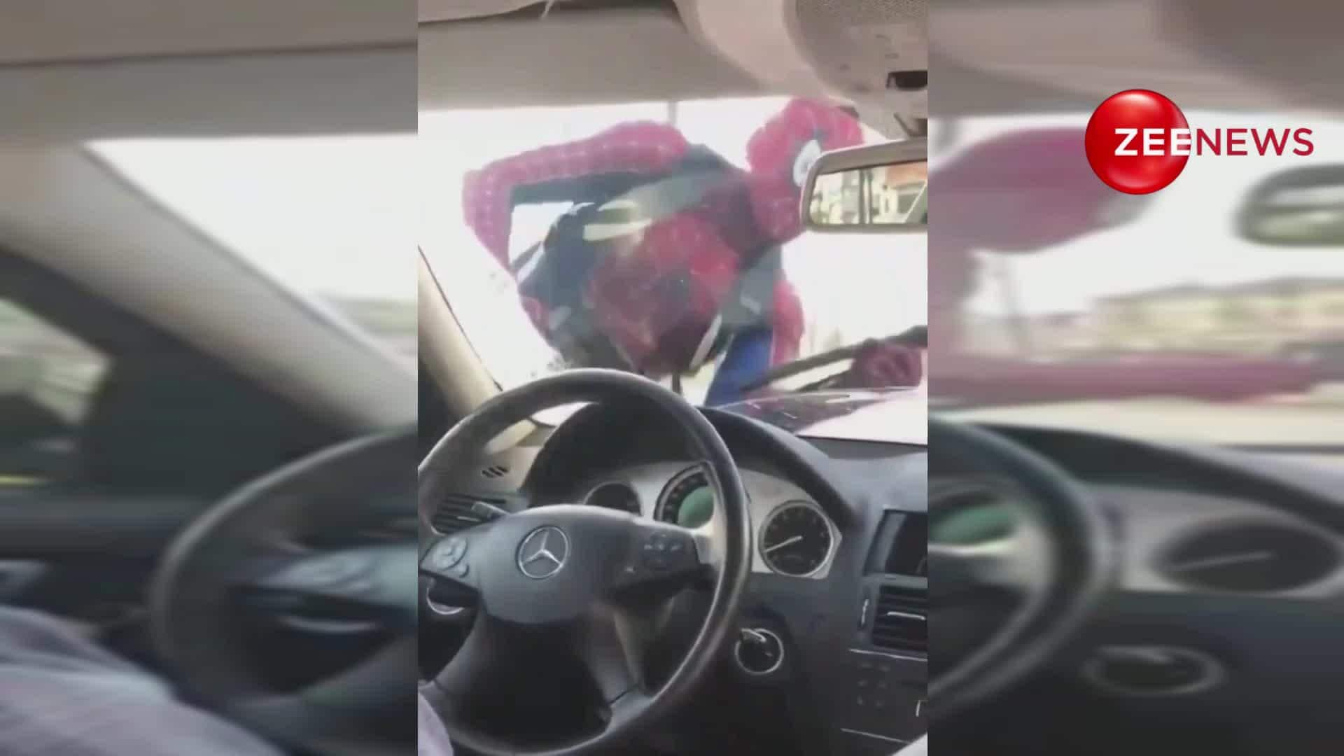 VIRAL VIDEO: Car Cleaner Turns Superhero as Spider-Man at Traffic ...