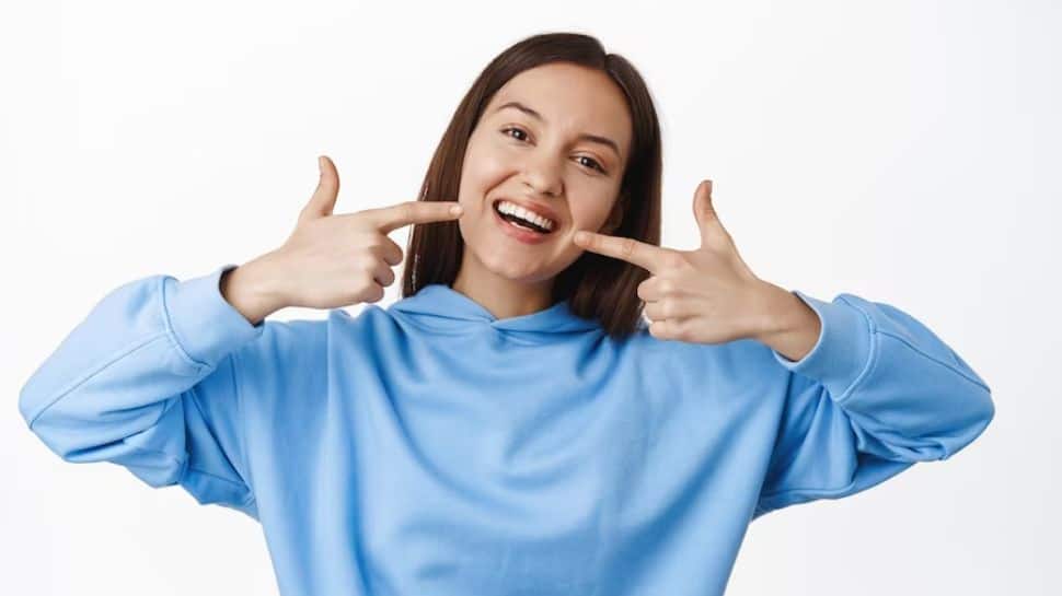 Begin New Year With Radiant Smile: 10 Tips For Dental Hygiene - In Pics ...