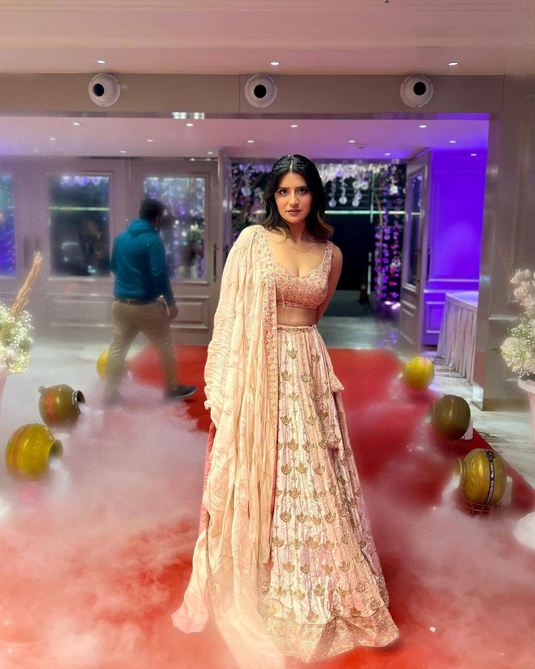 Shubman Gill's Biggest Supporter; Meet Gujarat Titans Captain's Sister ...