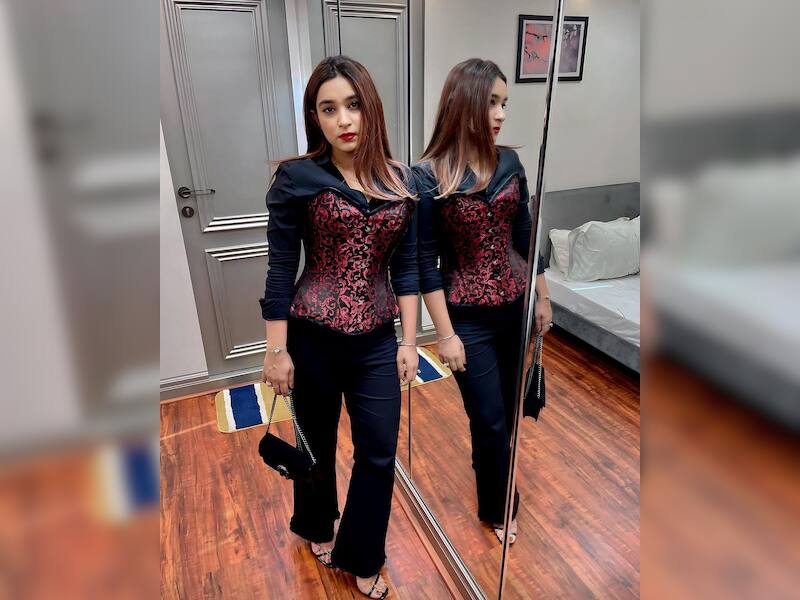 Nitish Rana's Love Story With Wife Saachi Marwah - In Pics | News | Zee ...