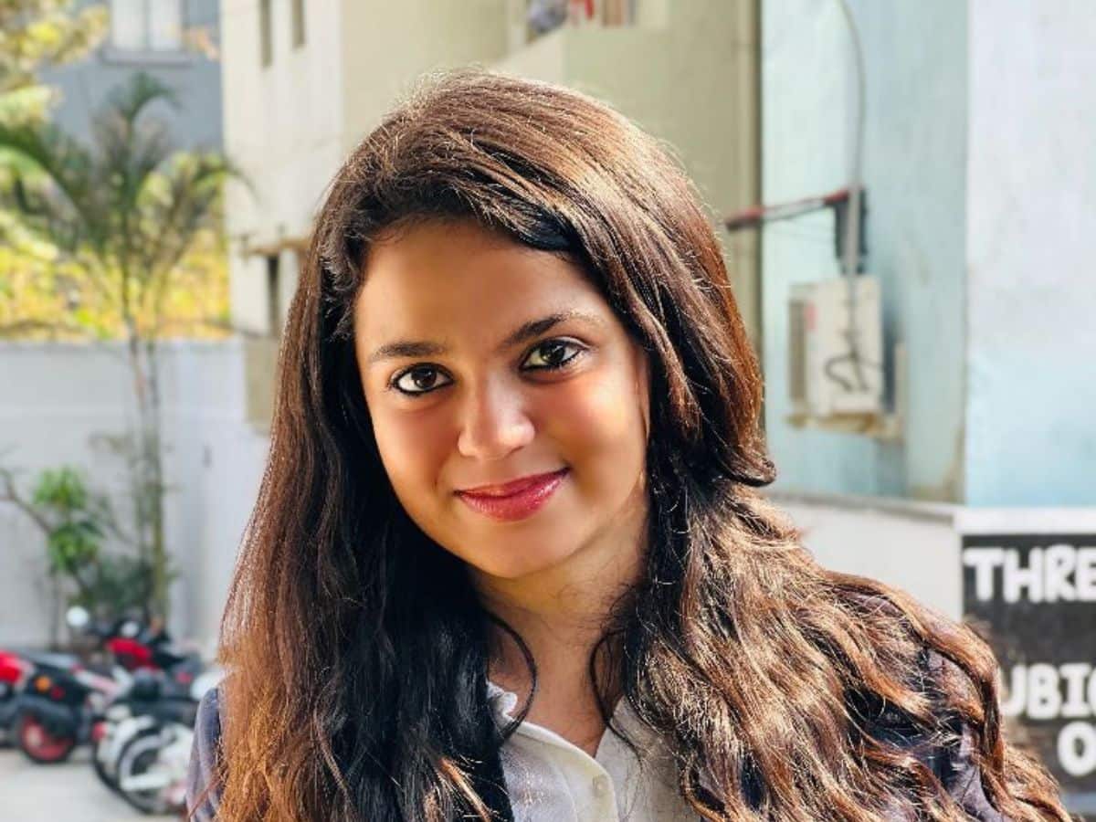 Anupama Jha : Read Latest News & Articles by Anupama Jha | Zee News