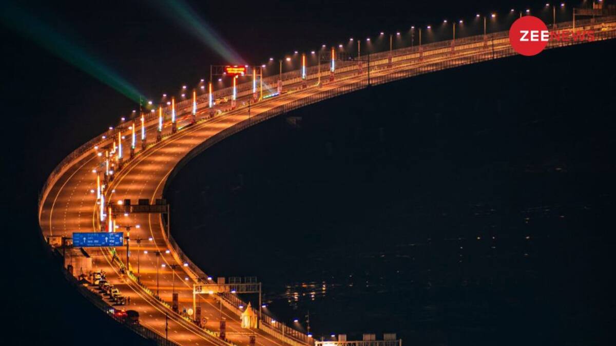Night Sea Bridge